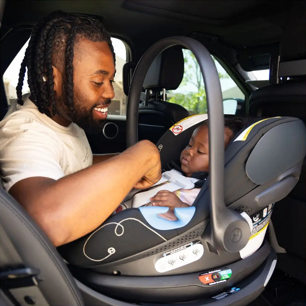Cybex Aton G Swivel Canada | Infant Car Seat Guide – baby enRoute